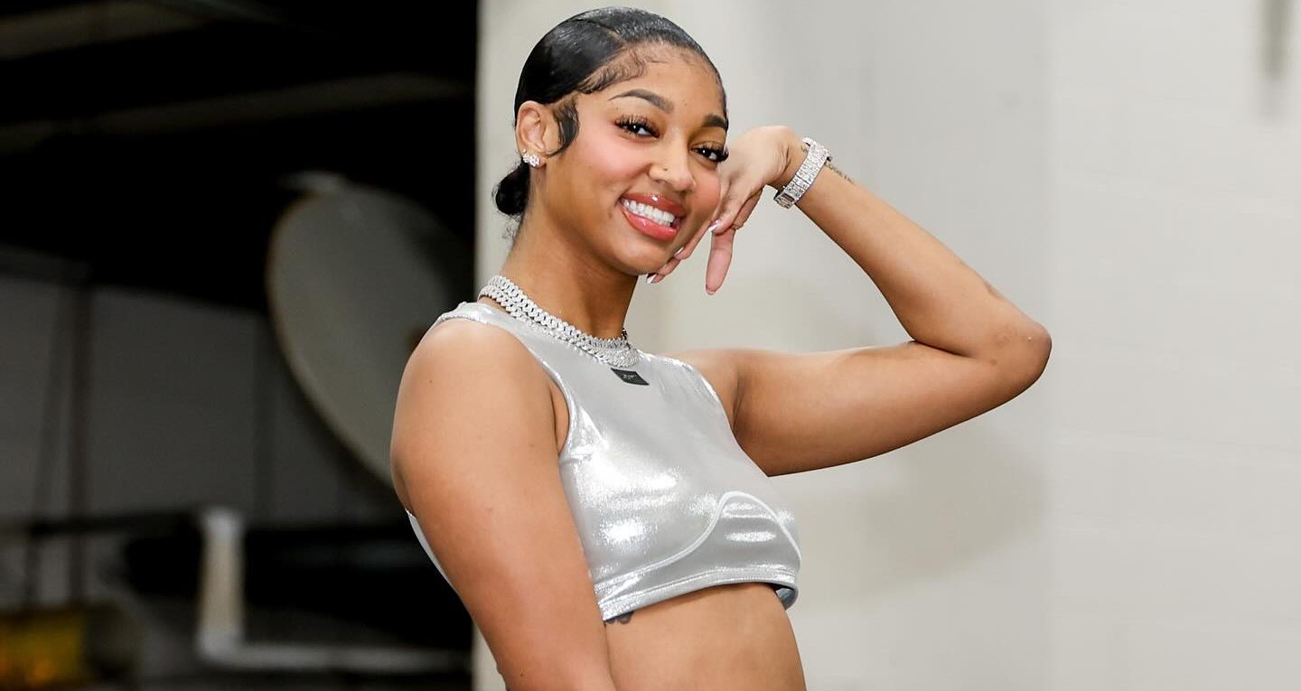 How Old is Angel Reese? Find Out Her Age and More Here! - Biographical ...